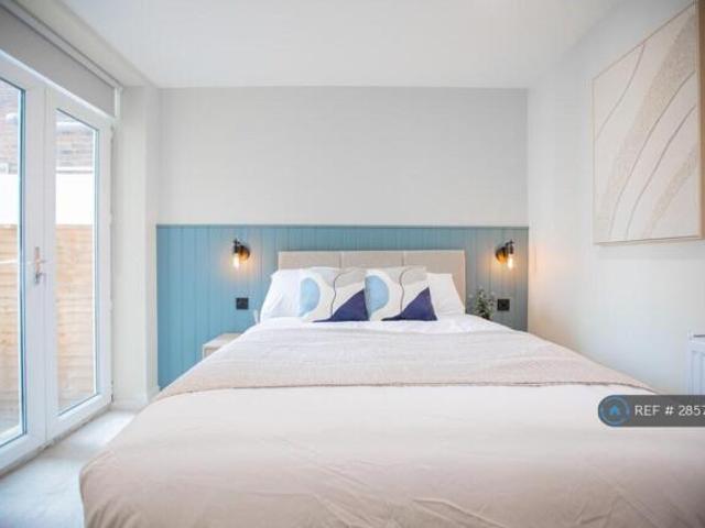 7 bedroom terraced house for rent in New Road, Portsmouth, PO2
