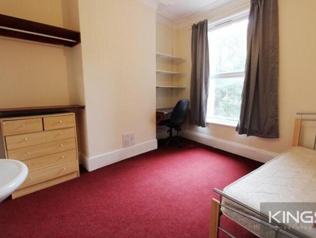 7 bedroom terraced house for rent in Shakespeare Avenue, Southampton, SO17