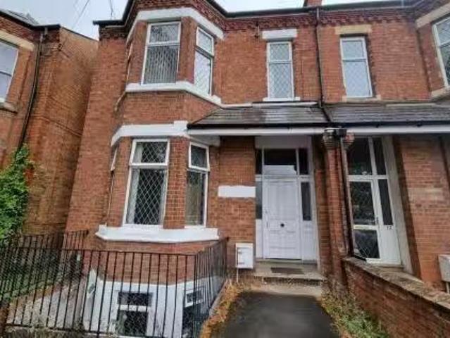 7 bedroom terraced house for rent in Radford Road cv31, CV31