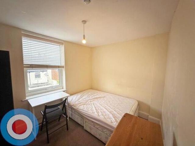 7 bedroom terraced house for rent in Talbot Road Fallowfield, M14 6TA, M14