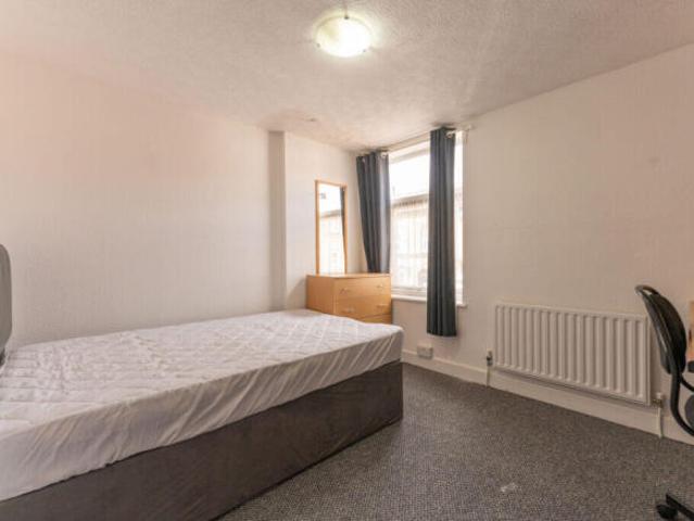 7 bedroom terraced house for rent in Tiverton Road, Selly Oak, Birmingham, B29 6BW, B29