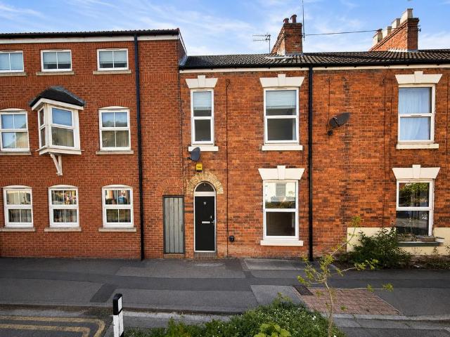 7 bedroom terraced house for sale