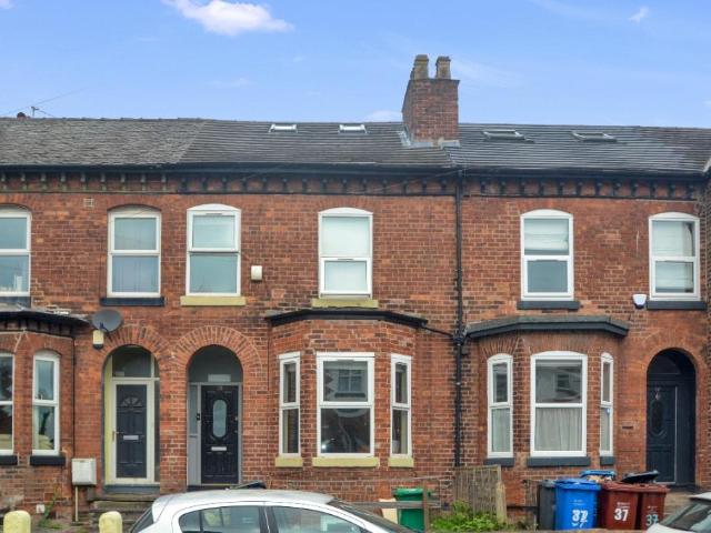 7 bedroom terraced house for sale