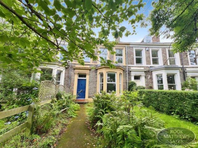7 bedroom terraced house for sale
