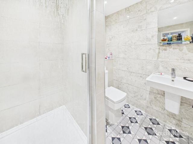 7 bedroom terraced house for sale