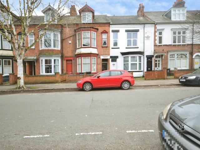 7 bedroom terraced house for sale