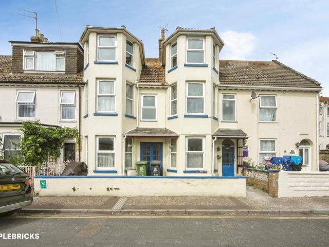 7 bedroom terraced house for sale