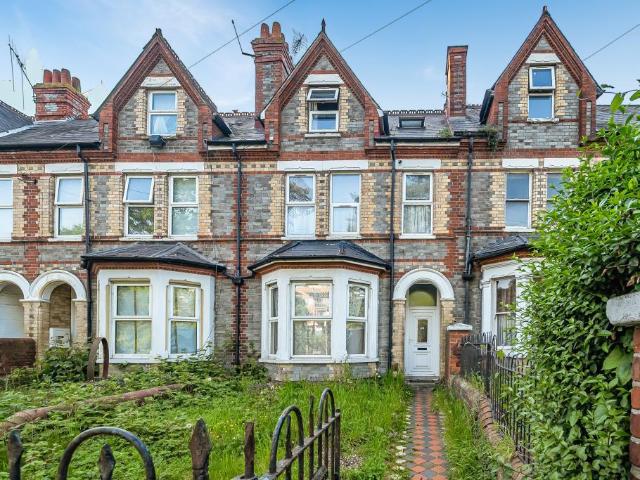 7 bedroom terraced house for sale