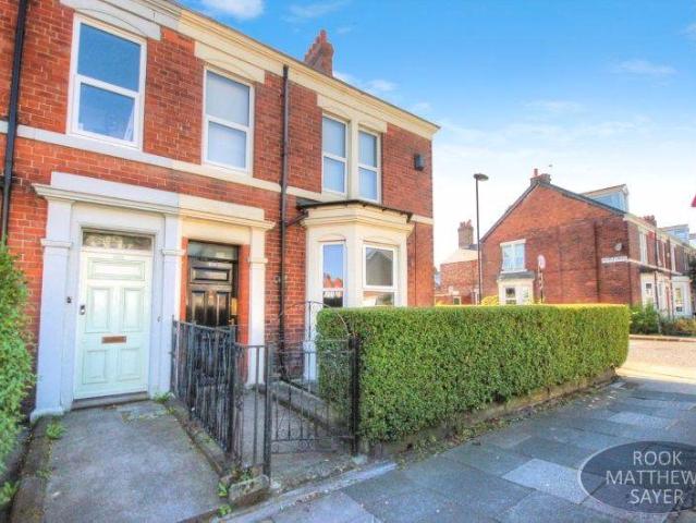 7 bedroom terraced house for sale