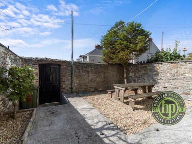 7 bedroom terraced house for sale