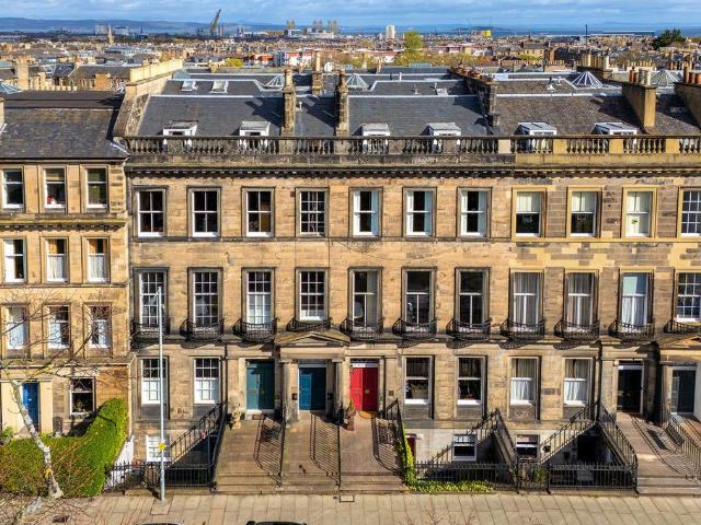 7 bedroom terraced house for sale
