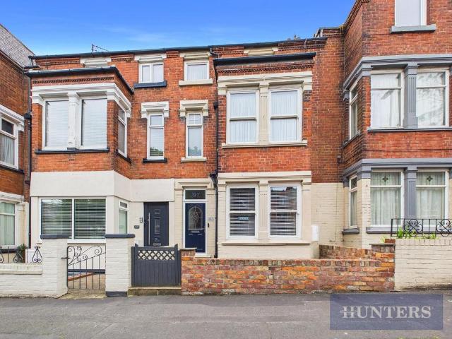 7 bedroom terraced house for sale