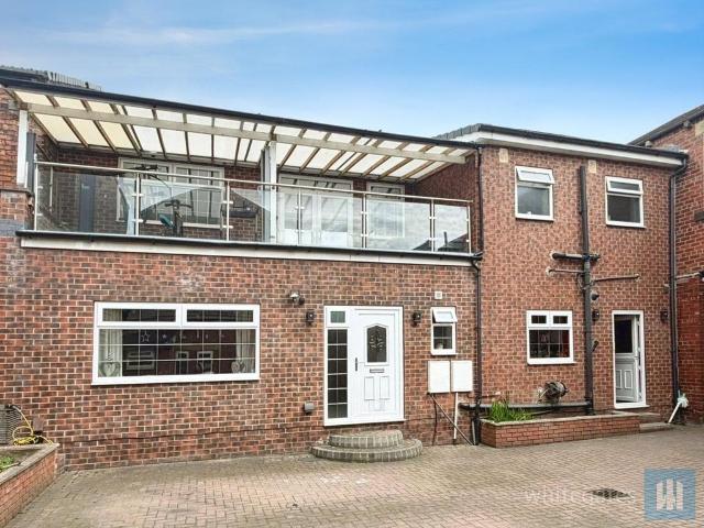 7 bedroom terraced house for sale