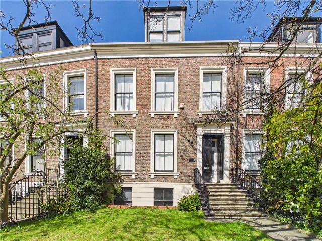 7 bedroom terraced house for sale