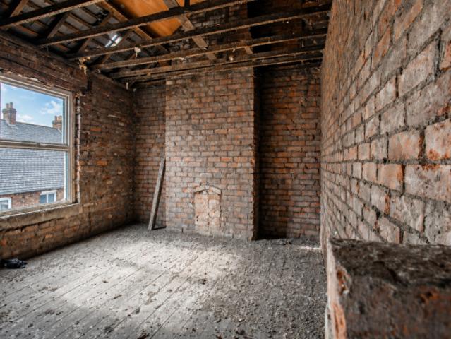 7 bedroom terraced house for sale in 10, Priory Avenue, Sheffield, South Yorkshire S7 1LT, S7