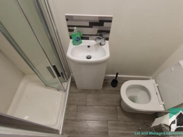 7 bedroom terraced house for sale in 82 Heeley Road, Selly Oak, Birmingham, B29 6EZ, B29