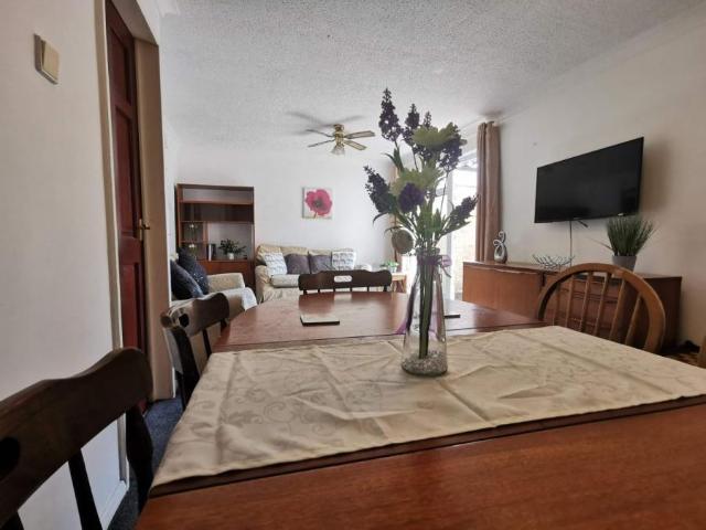7 bedroom Terraced House To Let