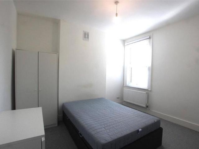7 bedroom terraced house to rent