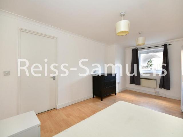 7 bedroom terraced house to rent