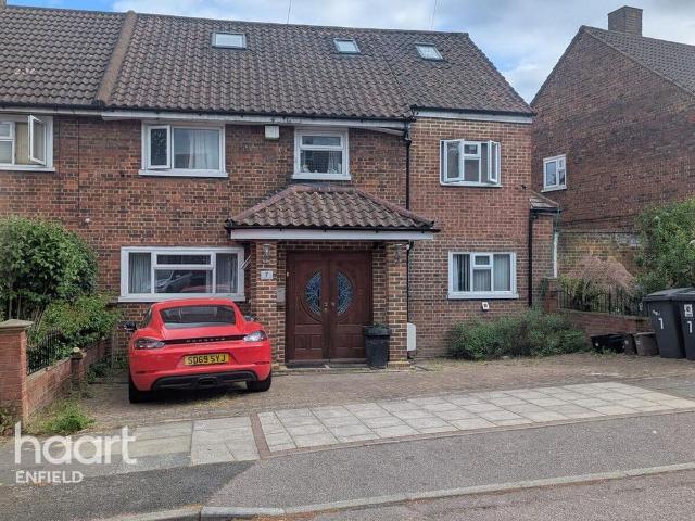 7 bedroom terraced house to rent