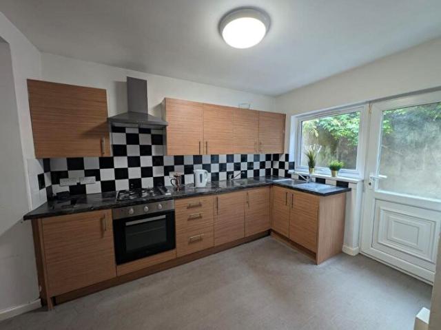 7 Bedroom Terraced House To Rent In Addison Street, Arboretum, Nottingham, NG1