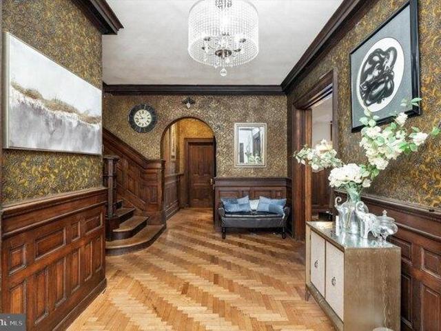 7 bedroom, Trenton NJ 08618 102566506