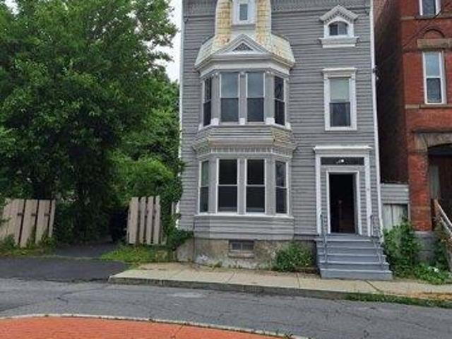 7 bedroom, Troy NY 12180 104922148