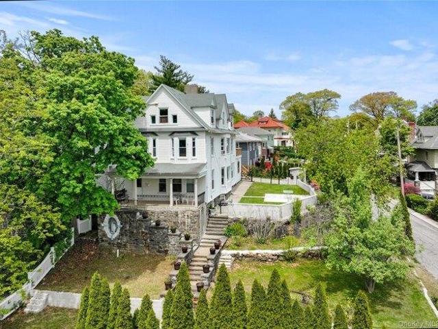 7 bedroom, Yonkers NY 10705 105207407