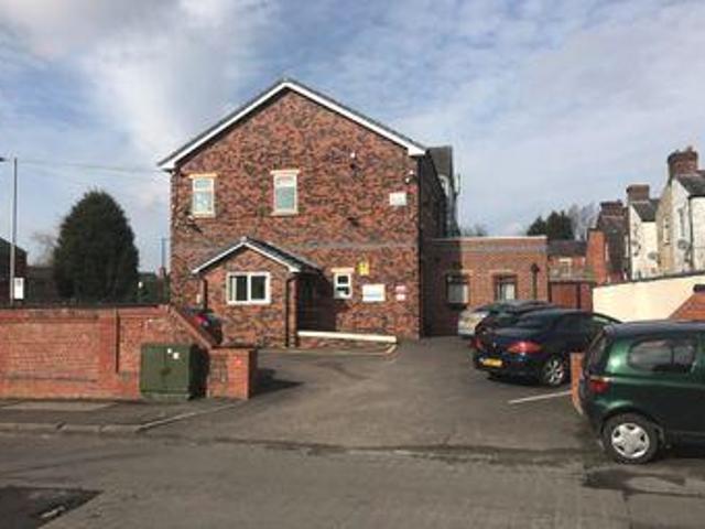 7 Bedrooms Country house for rent in Church Lane, Moston M9