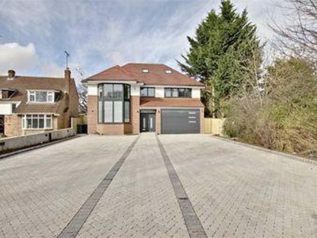 7 Bedrooms Detached house for rent in Orchard Close, Elstree, Hertfordshire WD6