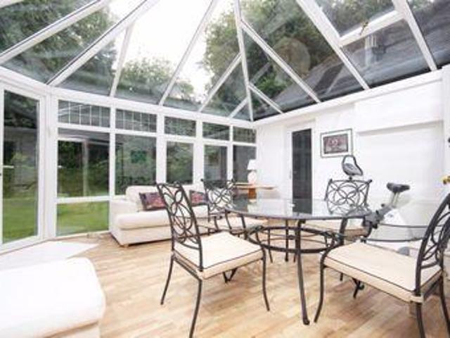 7 Bedrooms Detached house for rent in Cedars Close, London NW4