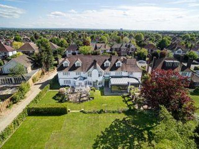 7 Bedrooms Detached house for rent in Coombe Lane West, Kingston Upon Thames, Surrey KT2