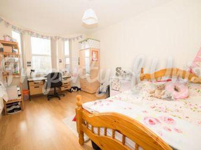 7 Bedrooms Detached house for rent in Sherwin Road, Lenton, Nottingham NG7