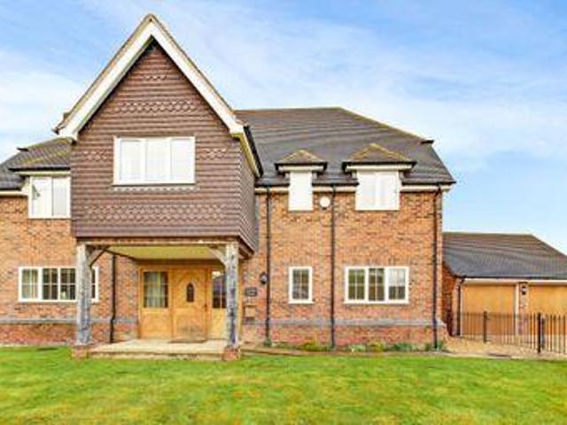 7 Bedrooms Detached house for sale in Marlston Road, Hermitage, Thatcham RG18