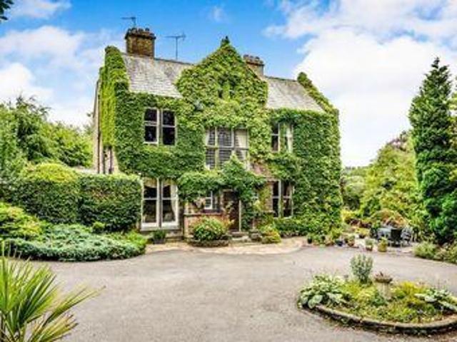 7 Bedrooms Detached house for sale in Wakefield Road, Denby Dale, Huddersfield, West Yorkshire HD8