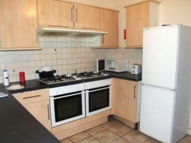 7 Bedrooms End terrace house for rent in Brithdir Street, Cathays, South Glamorgan CF244LG CF24