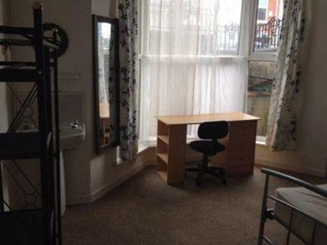 7 Bedrooms for rent in Malvern Terrace, Brynmill, Swansea SA2