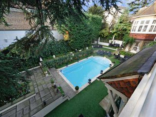 7 Bedrooms for rent in Frognal, London NW3
