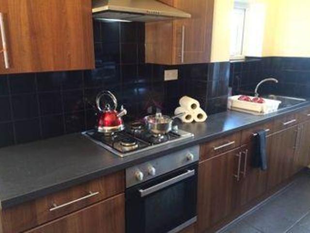 7 Bedrooms for rent in Weaste Lane, Salford, Manchester M5