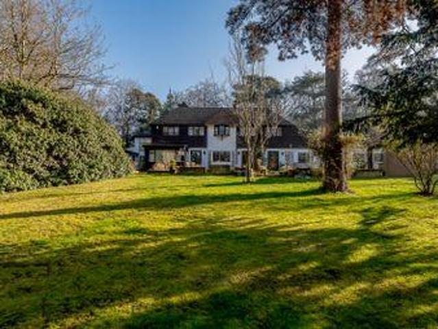 7 Bedrooms for sale in The Woods, Northwood HA6