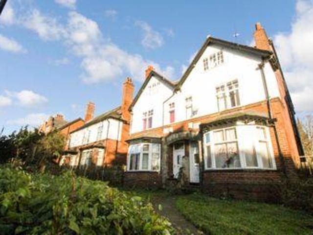 7 Bedrooms Semi detached house for rent in All Bills Included, St Michaels Villas, Headingley LS6