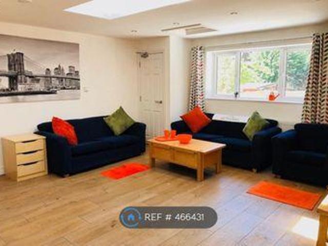 7 Bedrooms Semi detached house for rent in Lenton Boulevard, Nottingham NG7