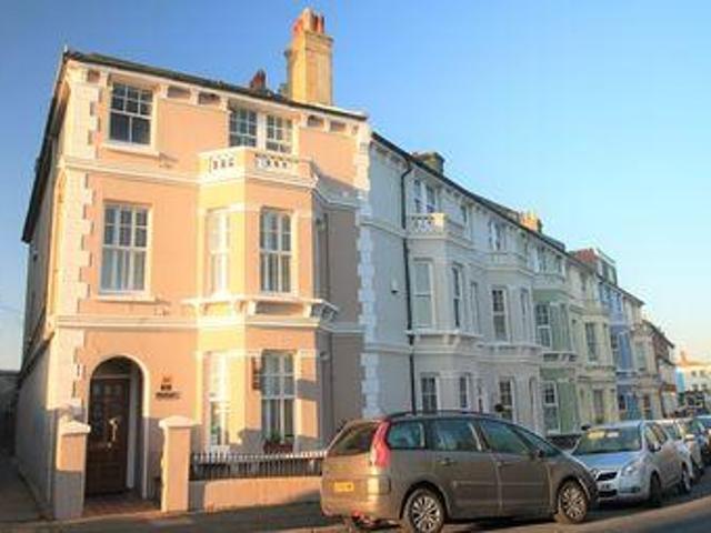 7 Bedrooms Semi detached house for sale in St Aubyns Road, Eastbourne BN22