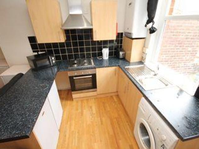 7 Bedrooms Terraced house for rent in Delph Mount, Woodhouse, Leeds LS6