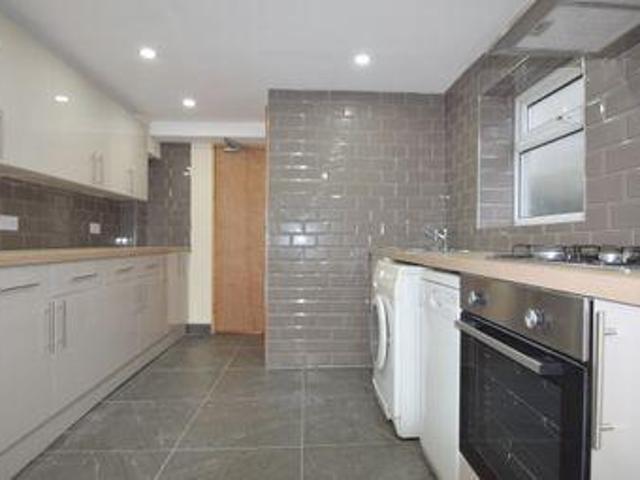 7 Bedrooms Terraced house for rent in Richard Street, Cardiff CF24