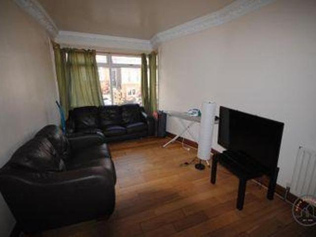 7 Bedrooms Terraced house for rent in 58 Manor Drive, Hyde Park LS6