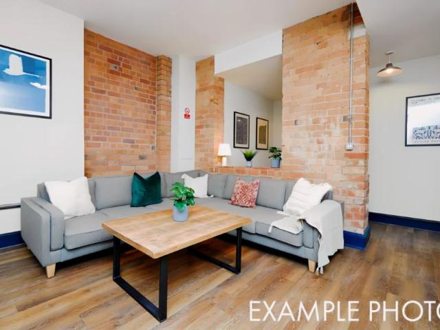 7 Beds 2 baths