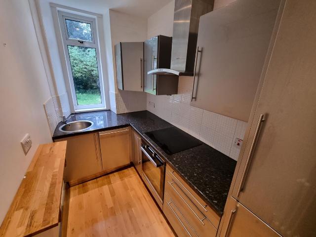7 Bellefield Avenue, Dundee DD1, 2 bed flat to rent, £895 pcm | PrimeLocation