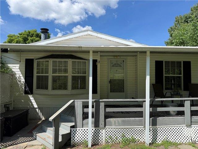 7 Benjamin Hill Heights Rd, Newfield, NY 14867