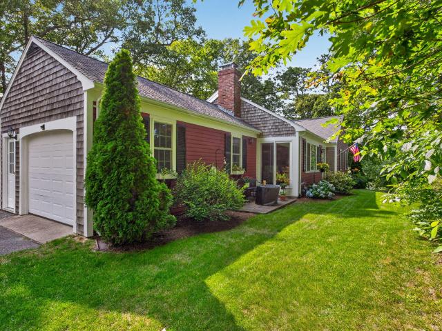 7 Bent Bluff Lane